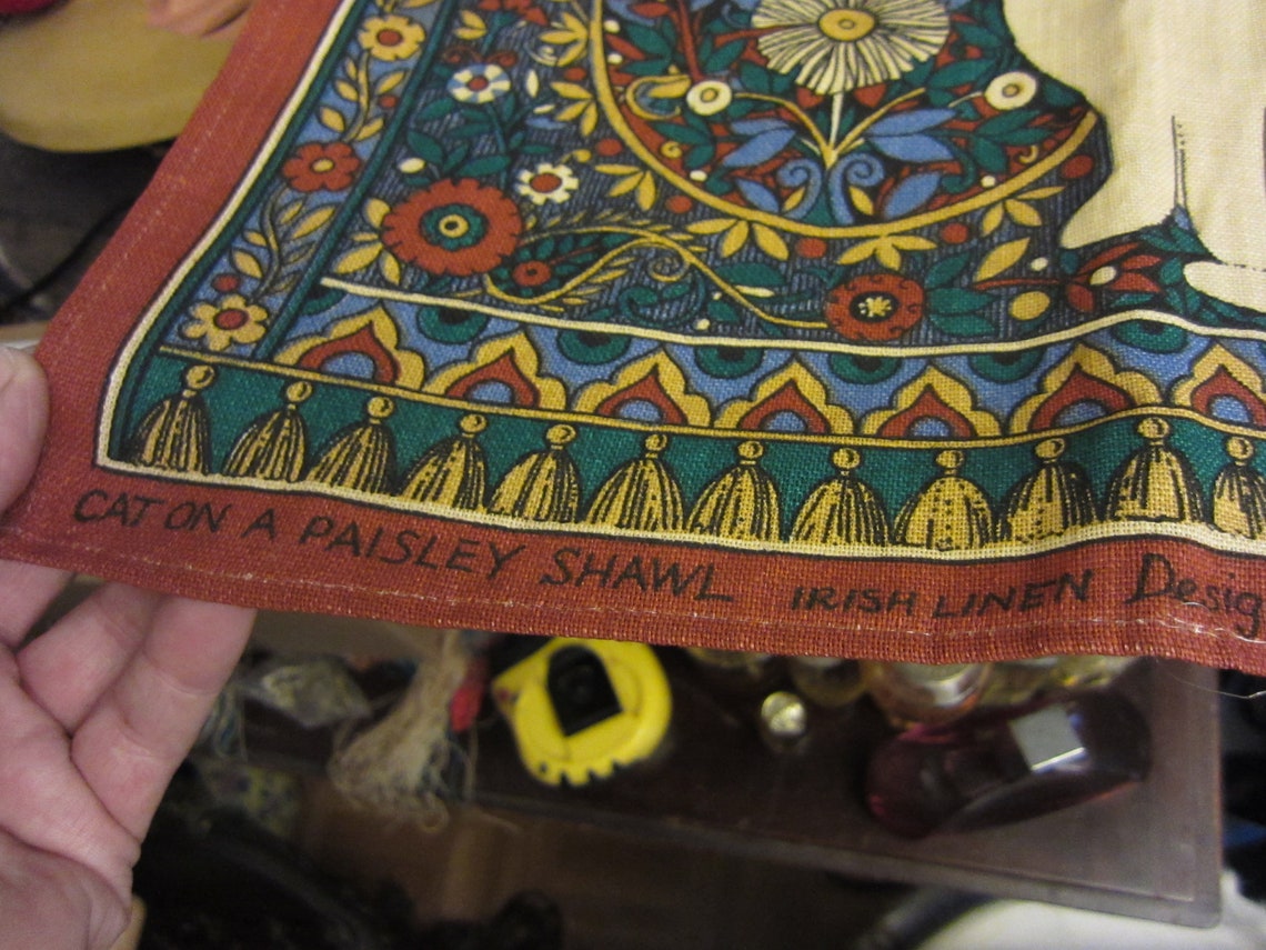 Vintage Pat Albeck National Trust Cat on a Paisley Shawl, Please Read ...