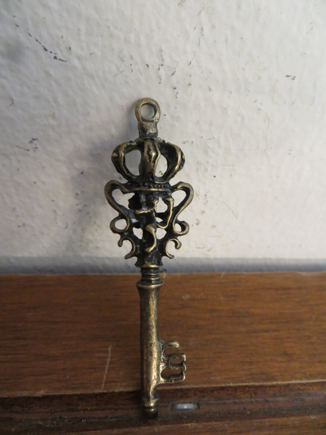 Vintage Key Pendant With Crown Victorian Patina - Etsy