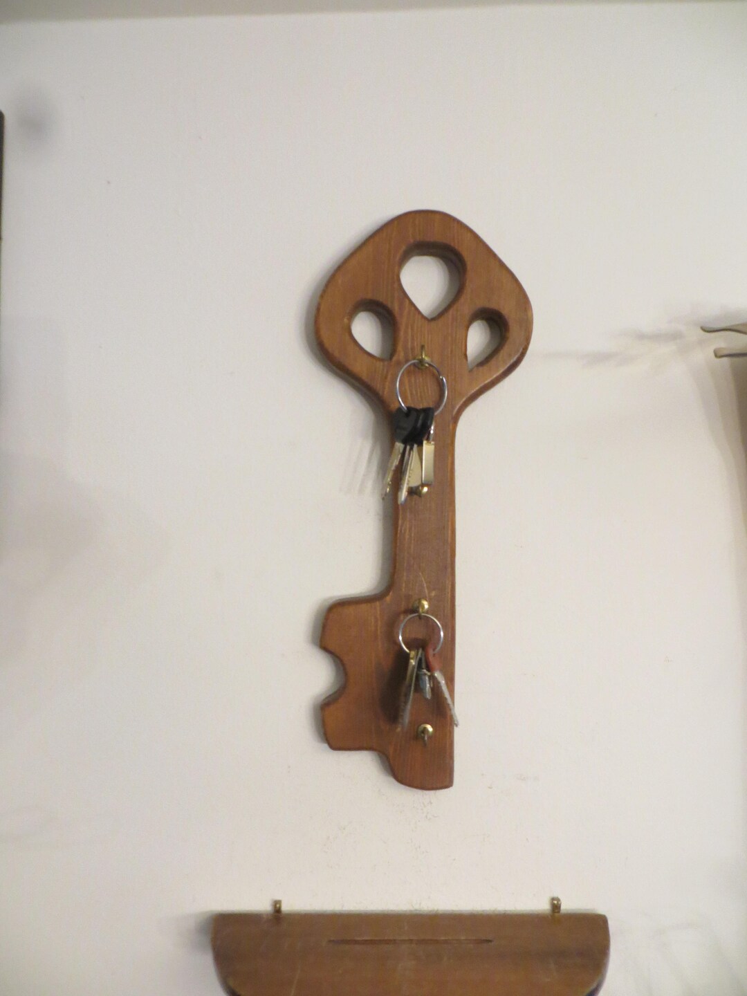 Large Wooden Key Shaped Skeleton Key Holder, Vintage Wall Mount - Etsy