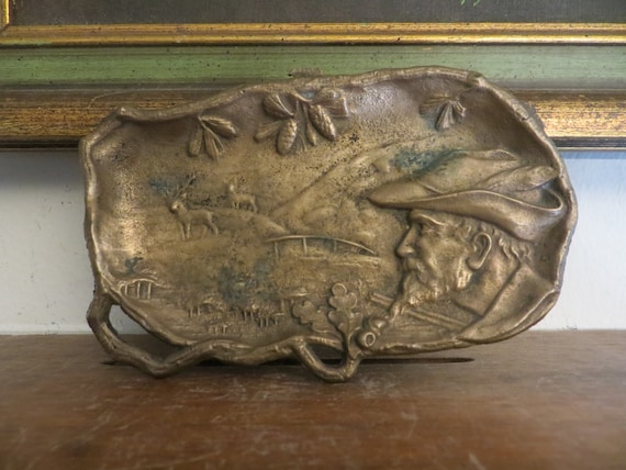 Antique Arts & Crafts Bronze Hunting Scene Trinket Tr… - Gem