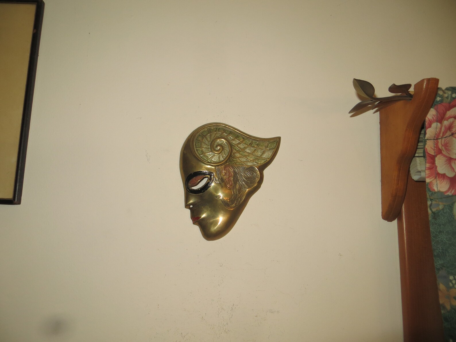 Brass Mardi Gras Mask Wall Hanger Vintage Art Deco Wall - Etsy