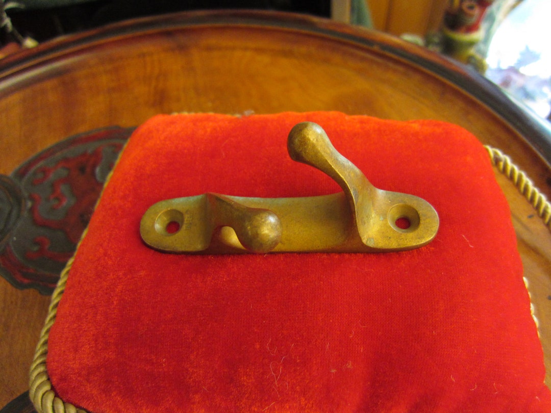 PERKO Bronze Skene Bow, Antique Cleat Chock Unusual Design, Please Read ...