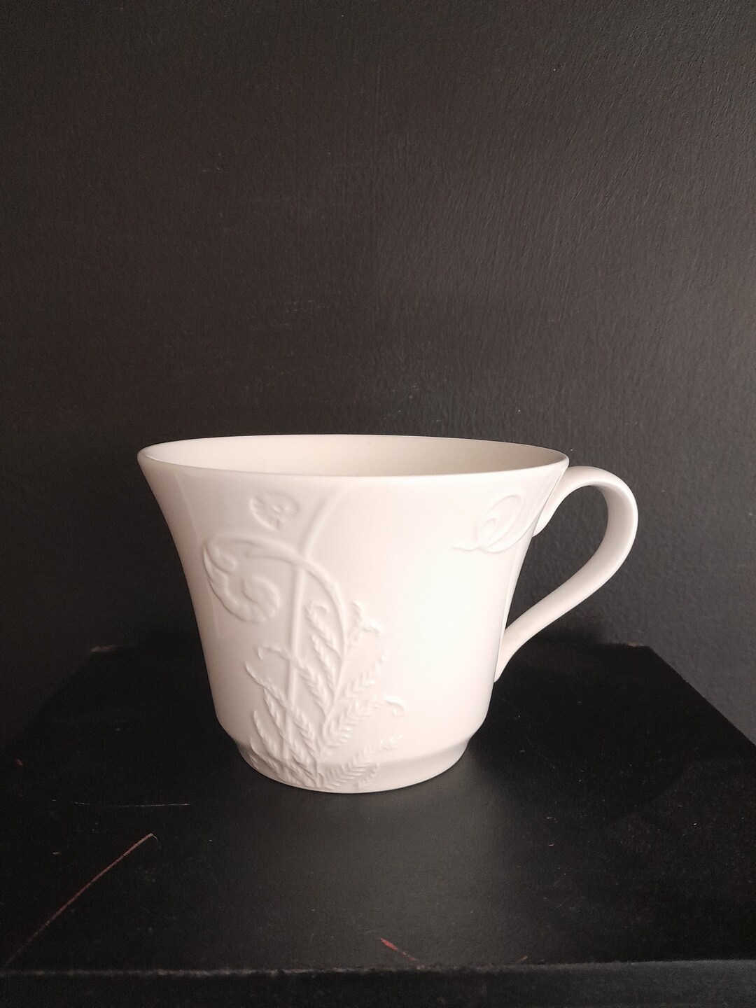 Wedgewood White Extra Large Cup in Nature Pattern - Etsy