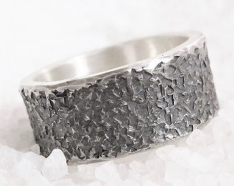 Raw Rock Wedding Ring - Etsy