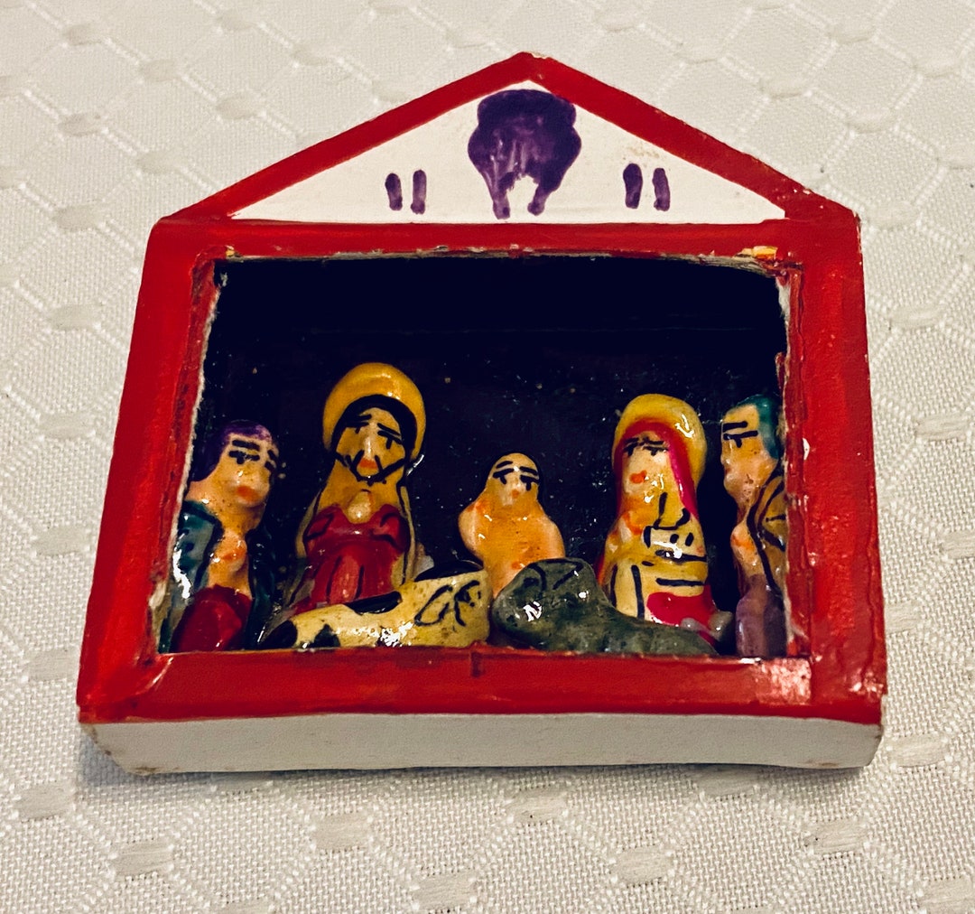 Peruvian Folk Art Retablo. Miniature Size, Hand Painted Crafted. - Etsy