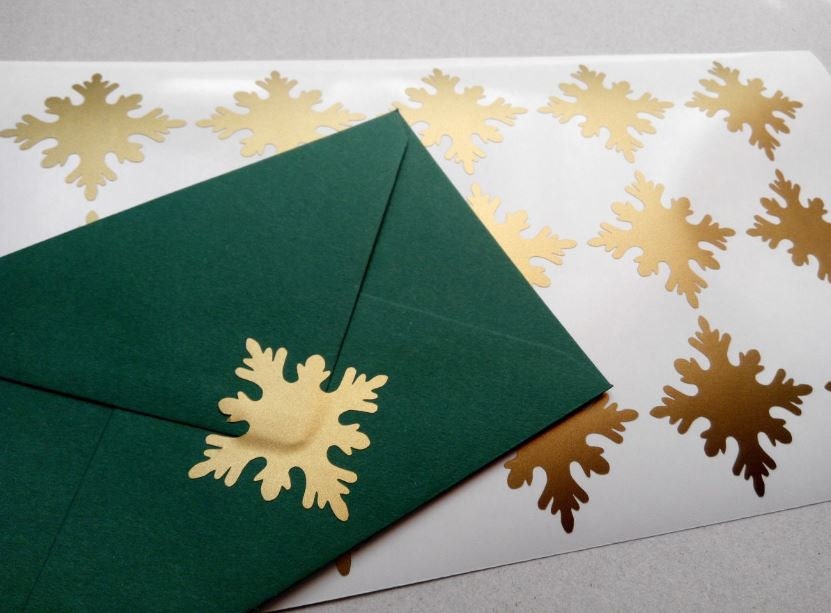 20 gold snowflake stickers Christmas Envelope Seals holiday | Etsy