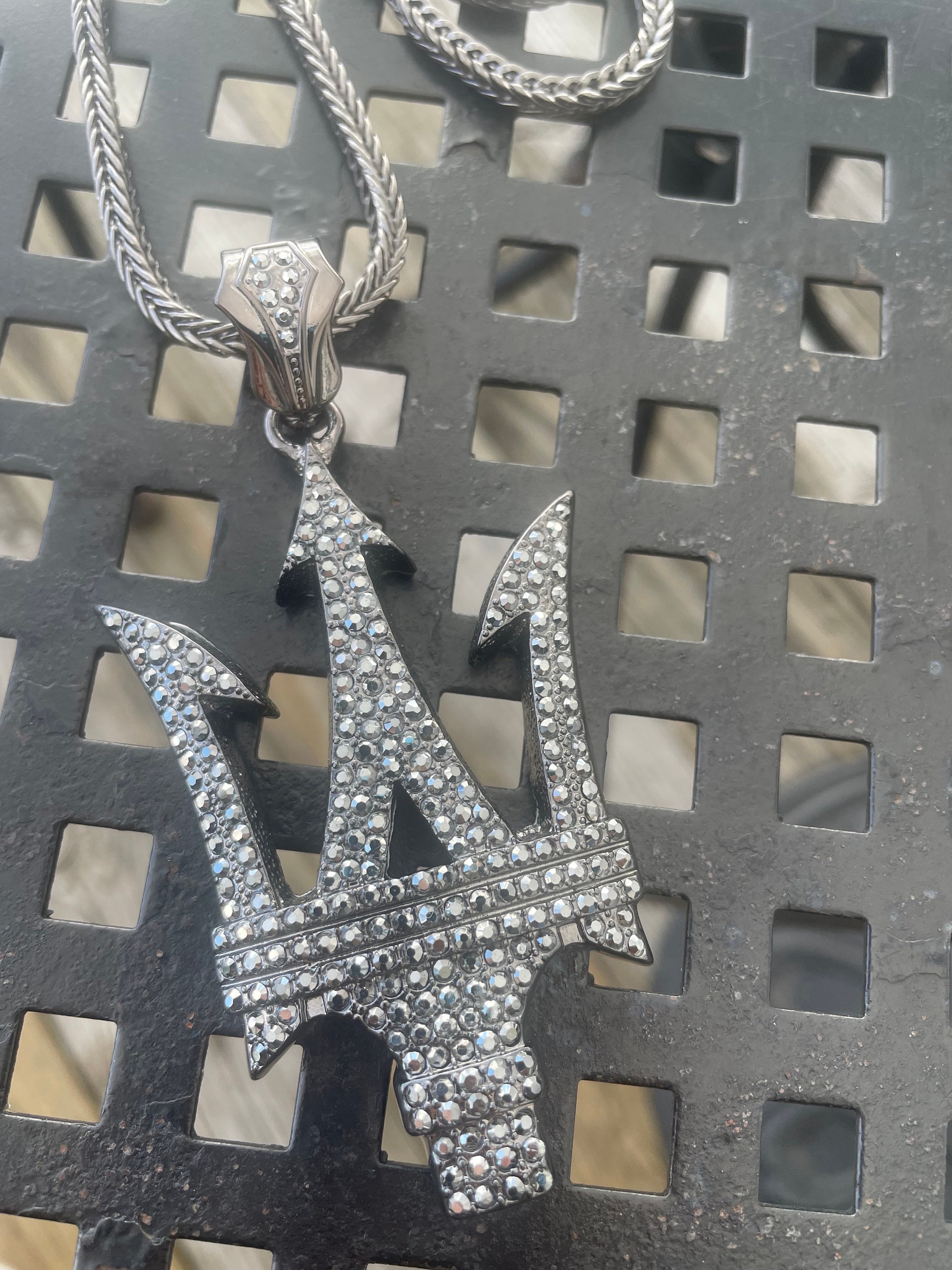 Large 4” Maserati Black| Hematite Pendant & 36” Chain - Etsy