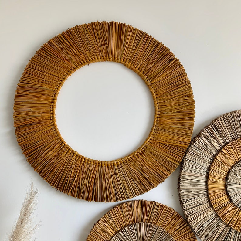 Decoration murale en Paille Bicolore GILI | Etsy France