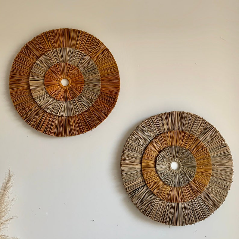 Decoration murale en Paille Bicolore GILI | Etsy France