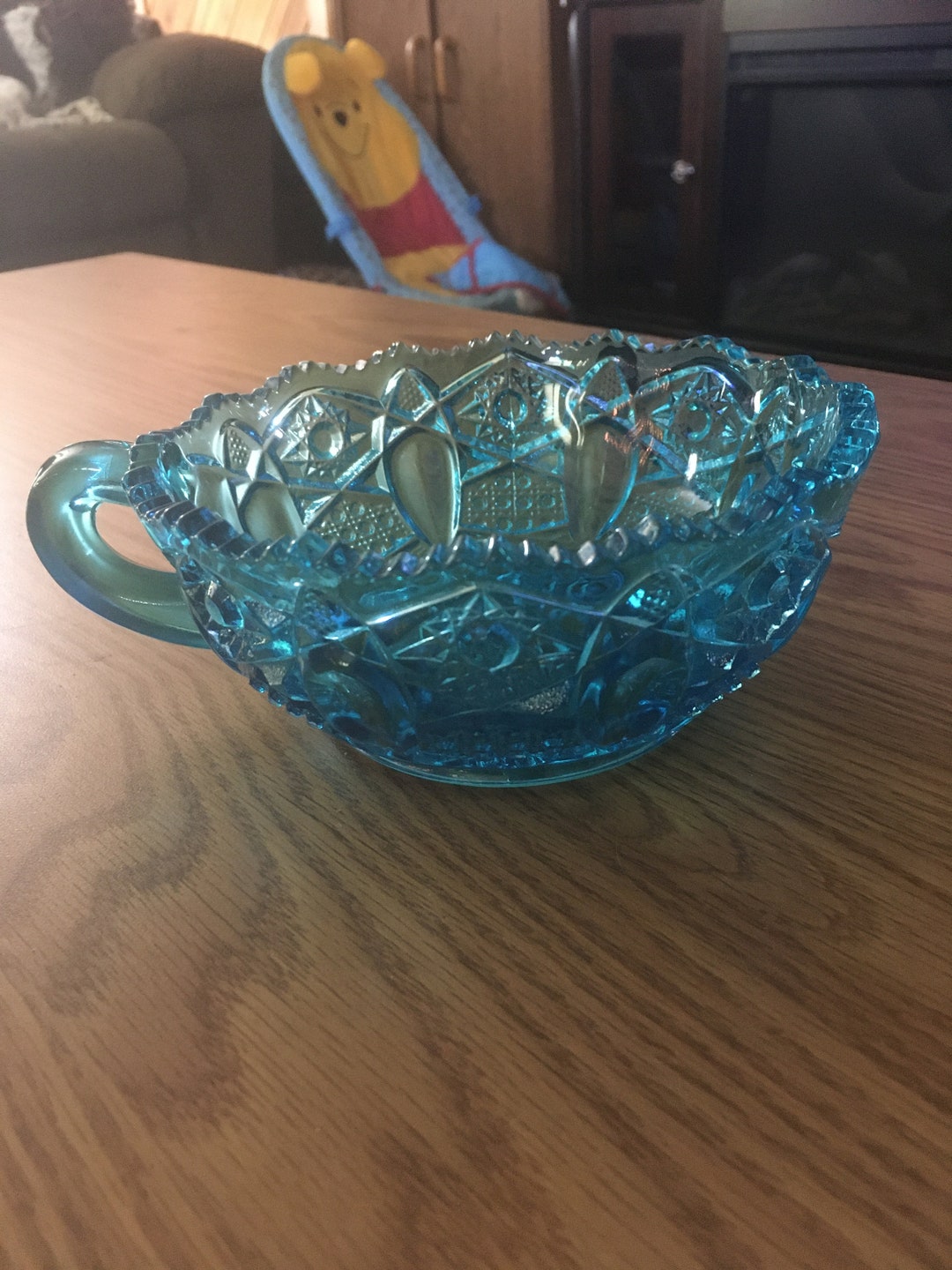 Vintage L.E. Smith Quintec Button Blue Glass Handled Bowl With Saw ...