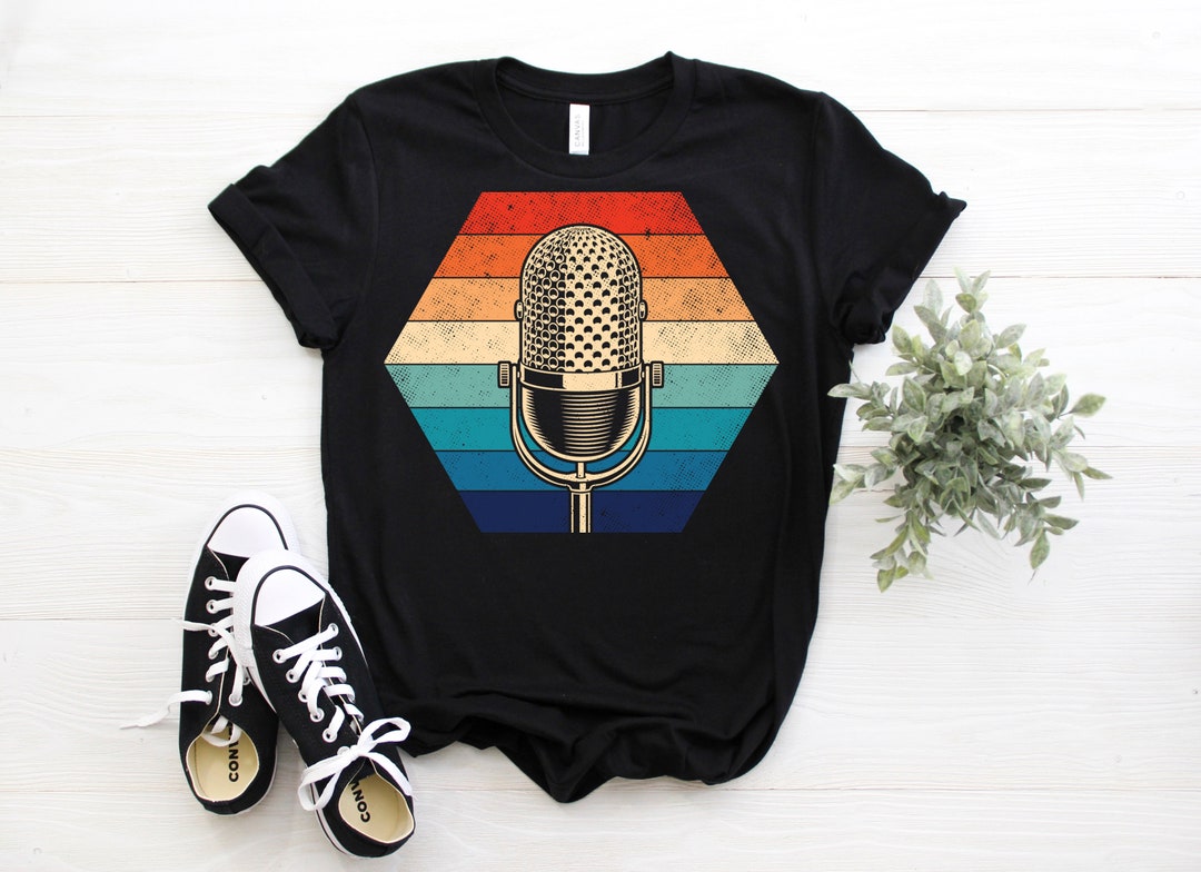 Singer Vocalist Vintage Retro Microphone T-shirt, Gift for Announcer ...