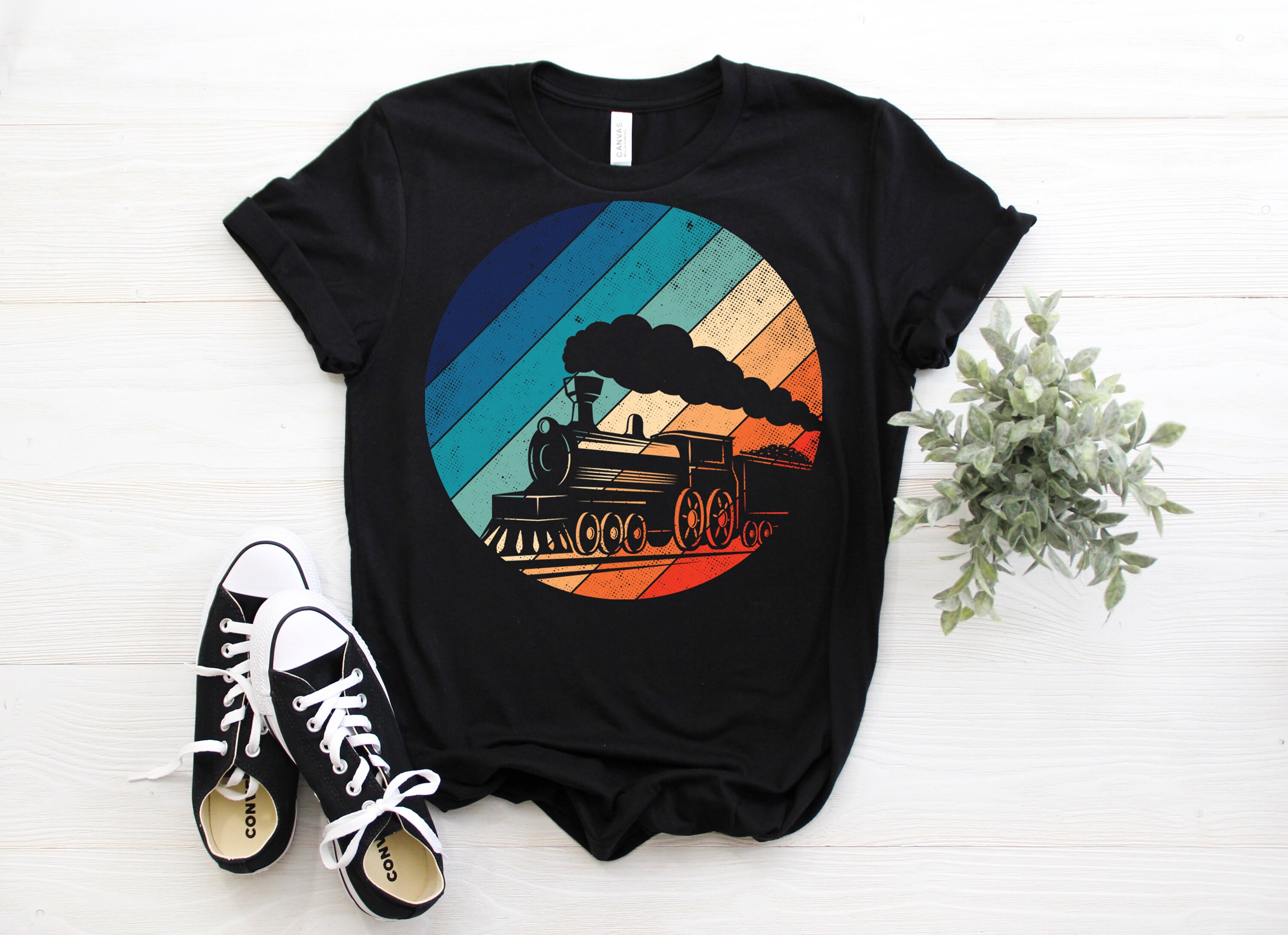 Train Railroad Vintage T-Shirt, Model Old Retro Big Model Locomotive ...
