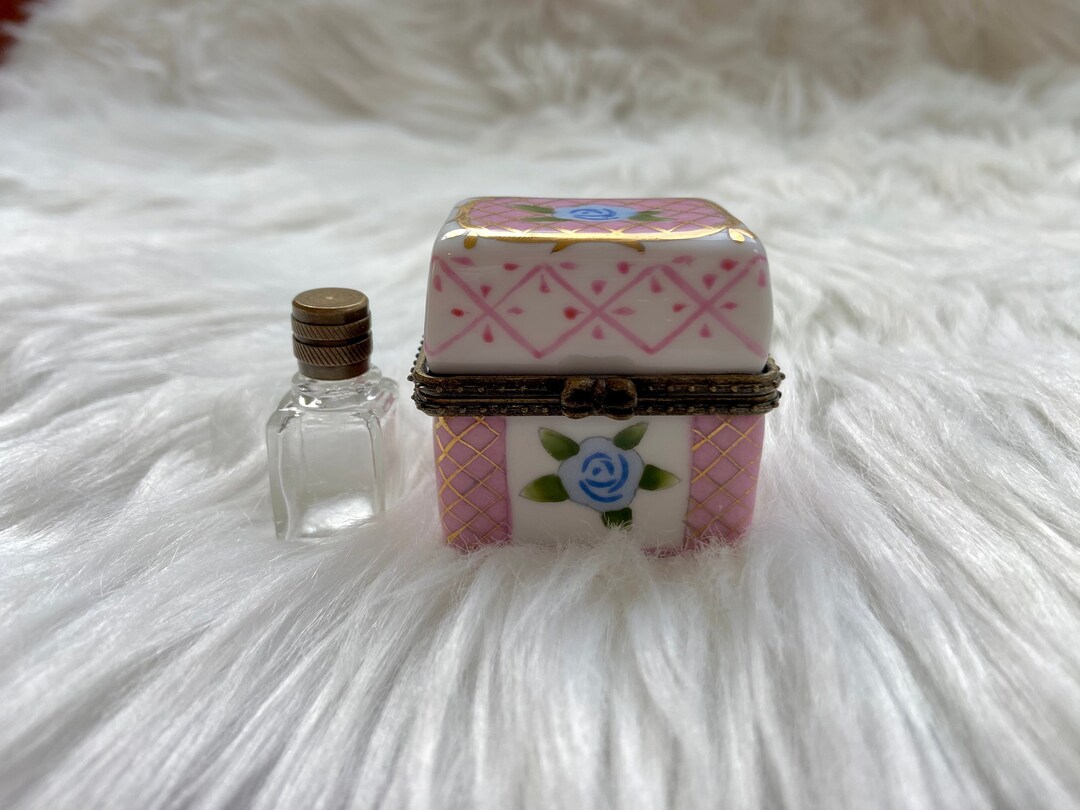 Vintage Two's Company Perfume Chest Trunk With Crystal Bottle Trinket ...