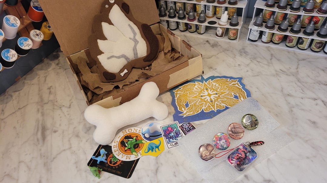 Fossil 'sail' Pokemon Prop Box Furry Fursuit Cosplay Plush - Etsy