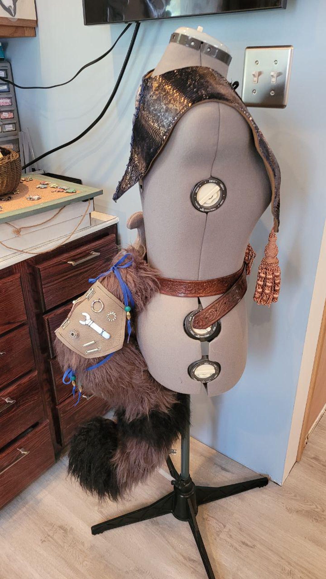 Artificer Fantasy D&D Class Furry Set, Tail, Bandana and Prop - Etsy ...