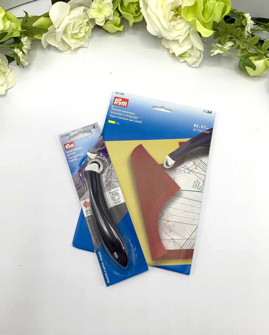 Prym Dressmaker's Tracing Paper and Toothed Tracing Wheel - Etsy UK