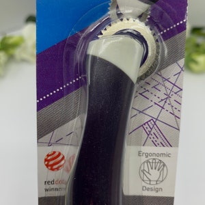 Prym Dressmaker's Tracing Paper and Toothed Tracing Wheel, 2 Sheets of ...