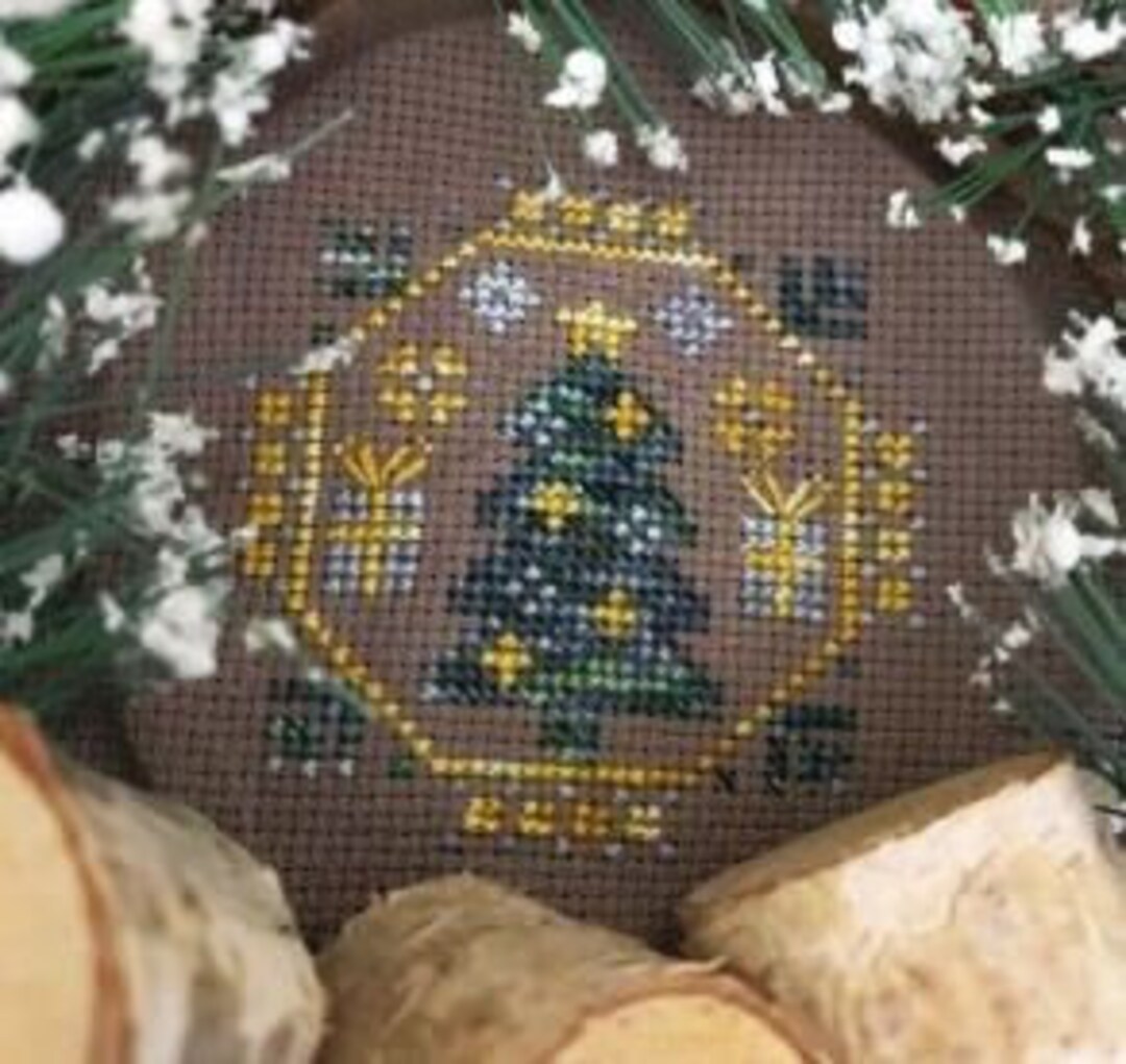 Quirky Quaker - Christmas Tree - by Darling and Whimsy Designs Counted ...