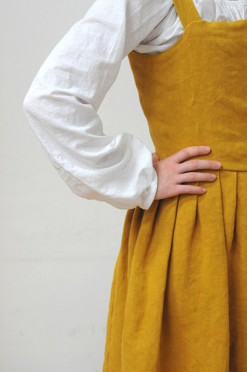 Tailored. Renaissance dress Renaissance kirtle 16th century | Etsy