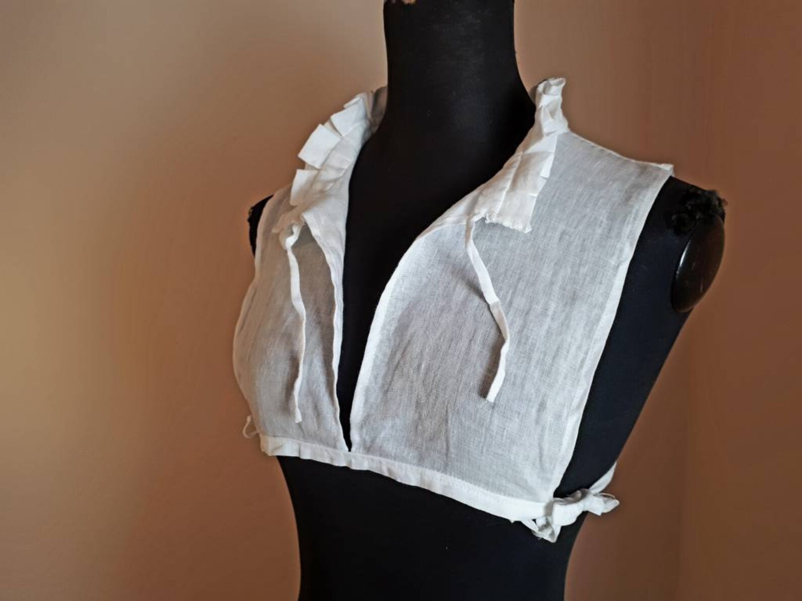 Partlet With Ruffles in Linen Renaissance Collar With - Etsy