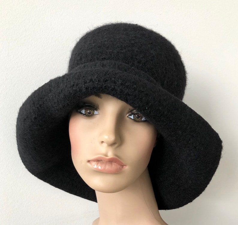 Black Flapper Hat 1920s Cloche Hat Art Deco Hat Felted Wide - Etsy