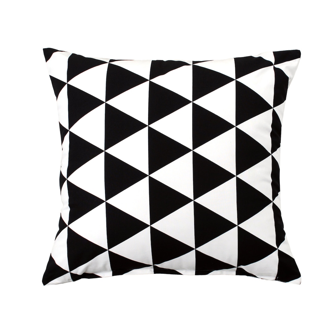 Black & White Modern Triangle Pattern Decorative Cushion, Lumbar Oblong ...