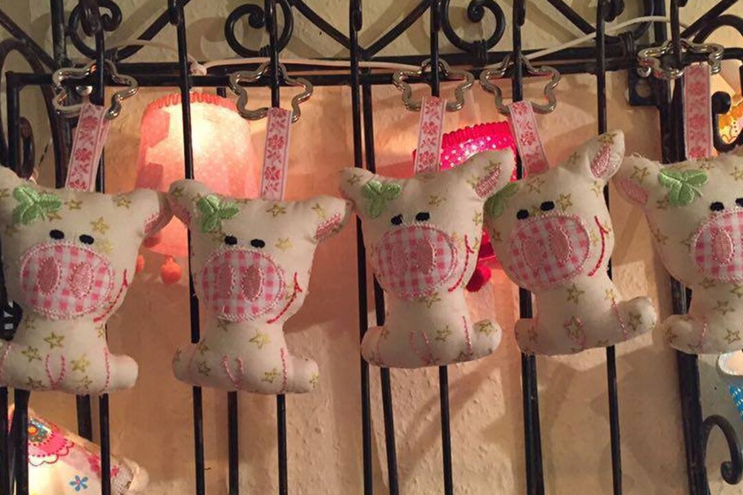 Lucky Pig 10x10 ITH Embroidery File Embroidery Pattern Embroider ...
