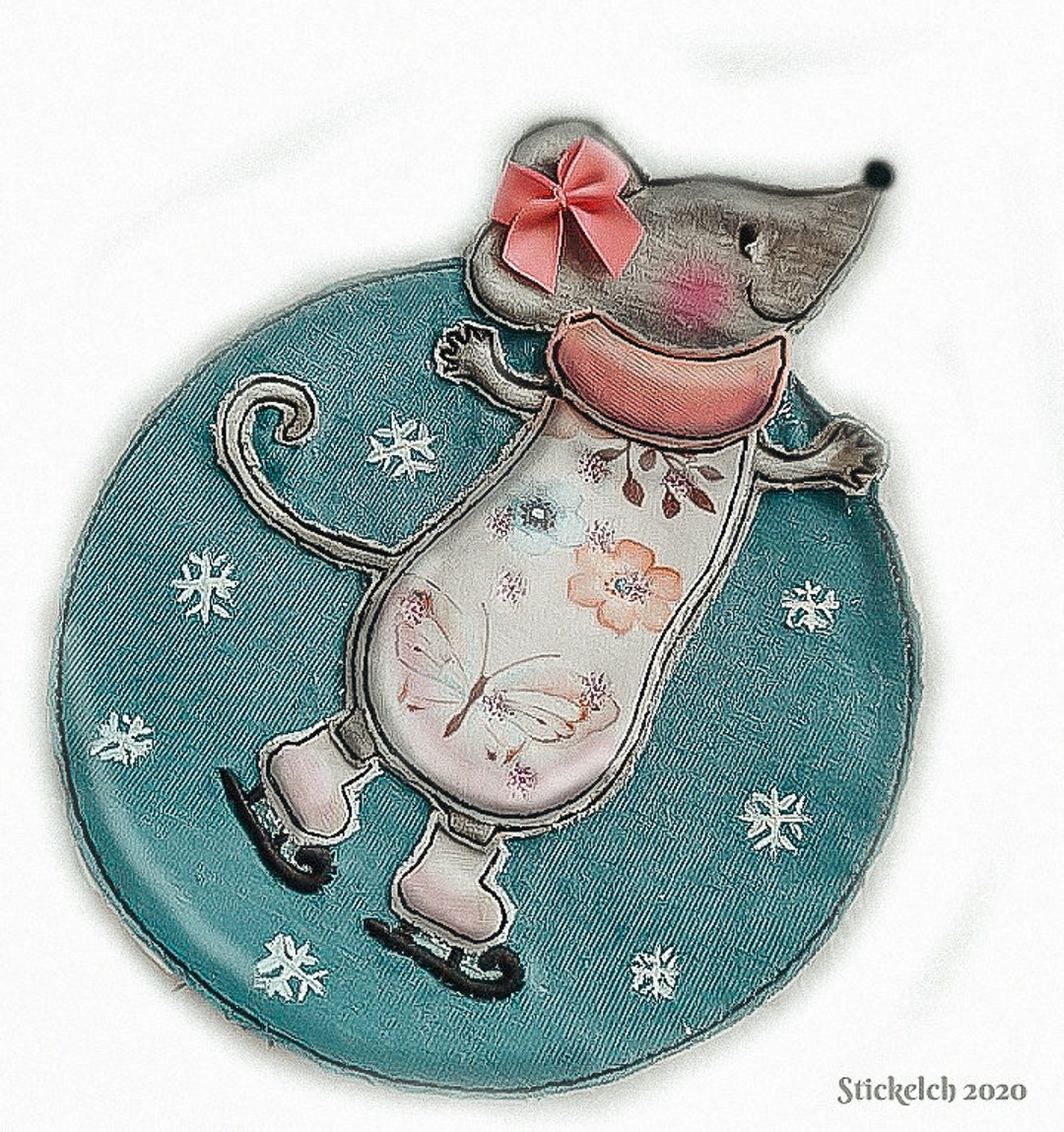 A Mouse Elfie Ice Skates 13x18 14x20 16x26 18x30 Doodle Application ...