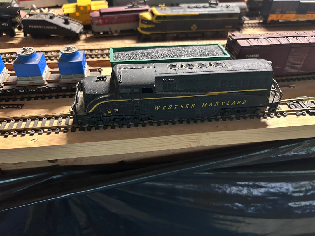 AHM HO Train Engine AHM BL2 Western Maryland - Etsy