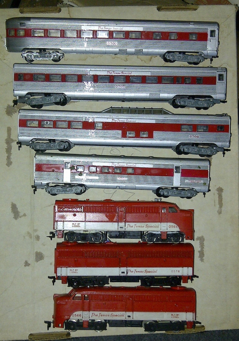 Lionel Ho Train Set the Texas Special A-B-A With 4 Pass Cars Good ...