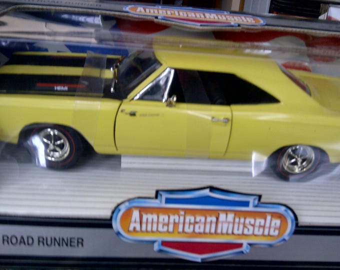 1969 Plymouth Road Runner Yellow Hemi New in Box Ertl - Etsy