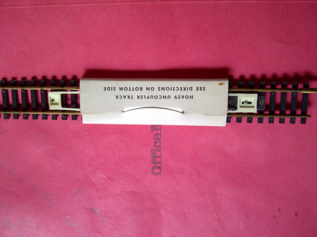 HO Gilbert American Flyer Train Track Section Ho629 Uncoupler Track New ...