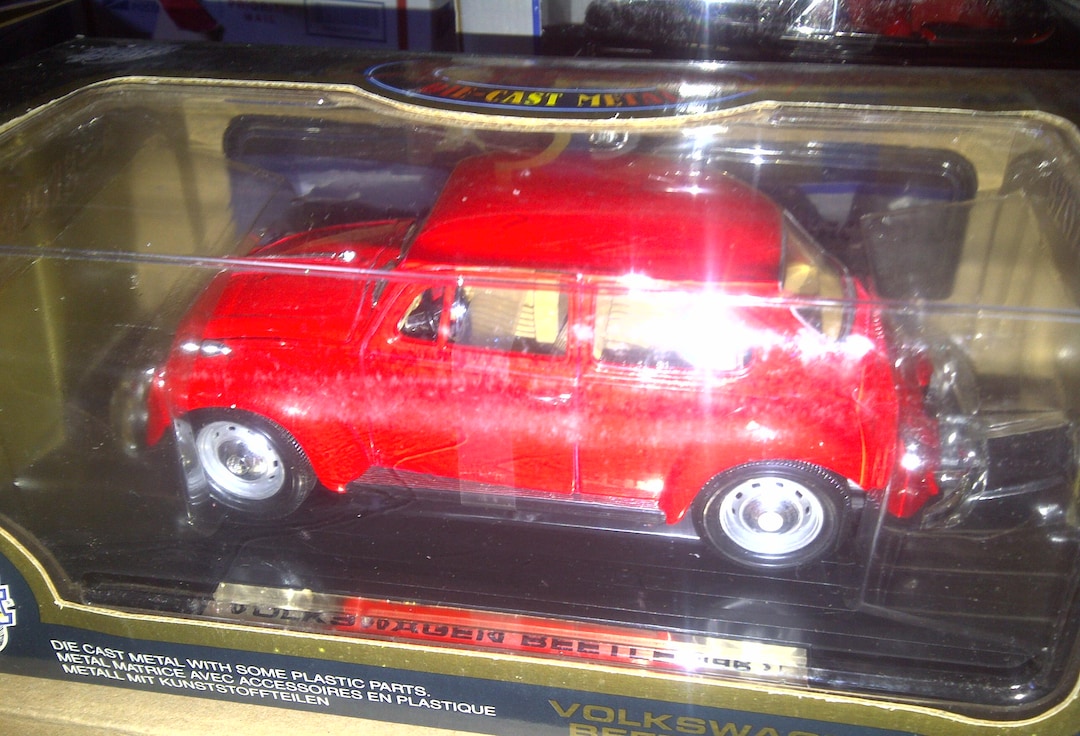 1967 VW Beetle 1:18TH Diecast New in Box - Etsy