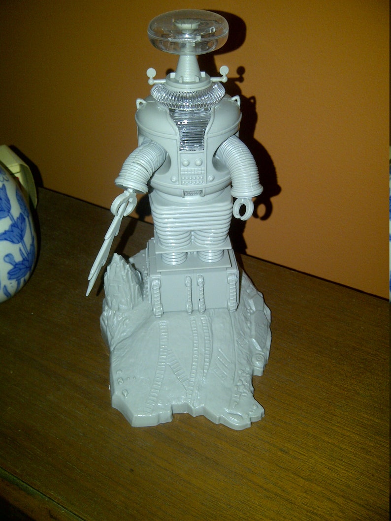 Lost in Space Plastic Model Kit Robot Aurora Repro New in Box - Etsy