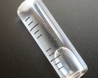 Spirit level vials store
