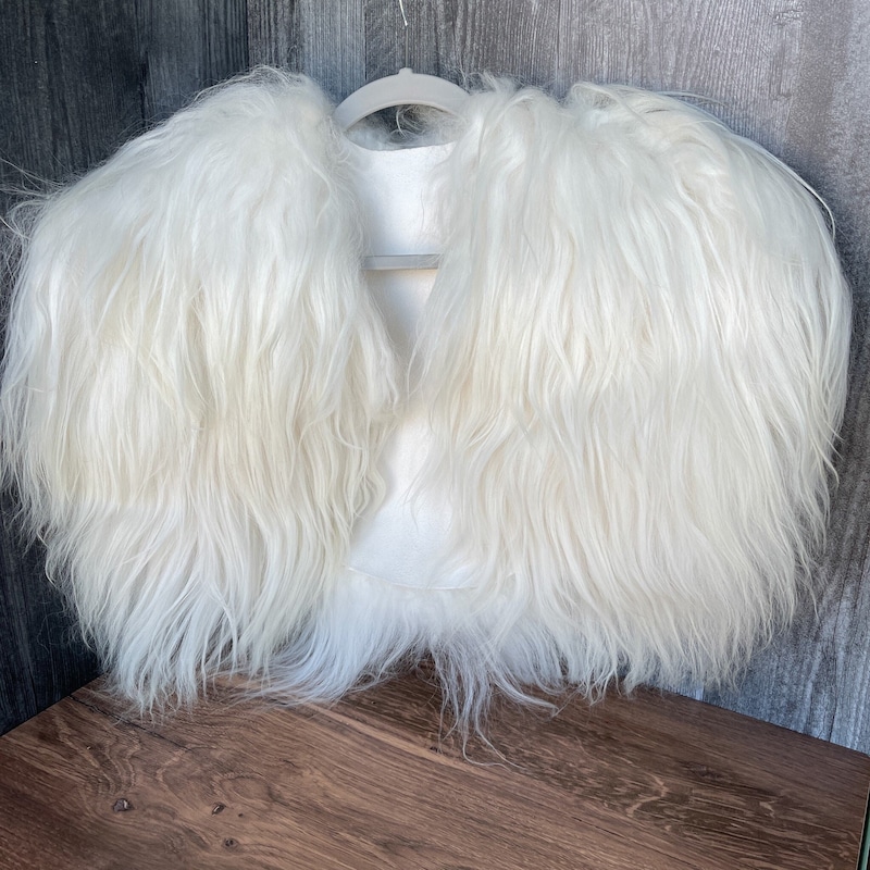 Viking Fur Mantle - Etsy