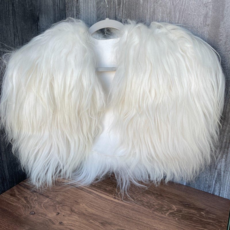 Viking Fur Mantle - Etsy