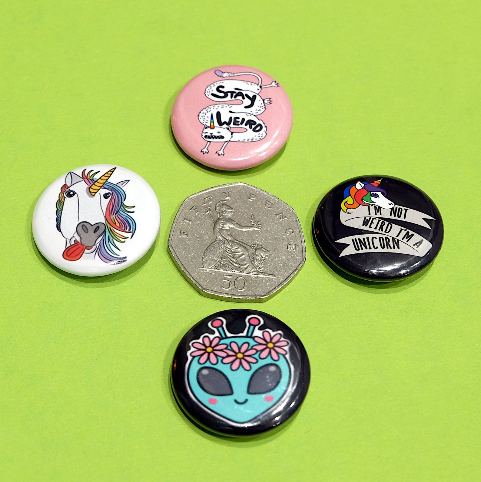 Stay Weird Pin Badge Button Pack Insignias De 25 Mm Etsy
