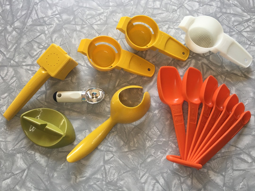 Lot of Vtg 70's/80's Tupperware Burnt Orange/golden Yellow Kitchen ...