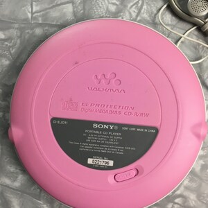 Sony D-EJ011 CD Walkman Portable Discman Player in Pink Tested & WORKS ...