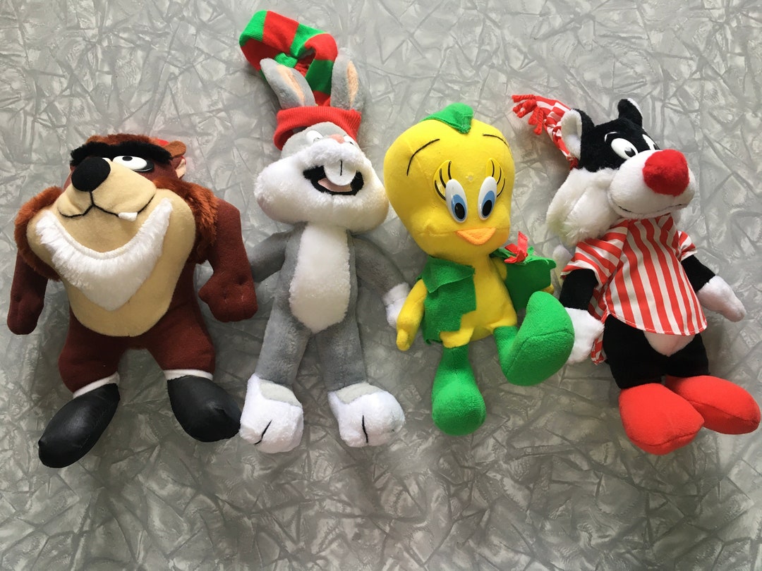 Set of 4 Looney Tunes Christmas Plush Stuffed Animals Mcdonald's Happy ...