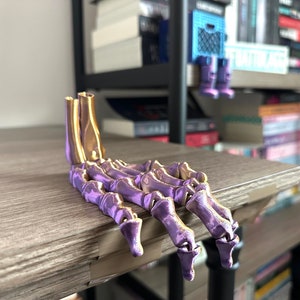 Skeleton Hand Articulated 3D Printed Fidget Bookshelf Decor Gift - Etsy
