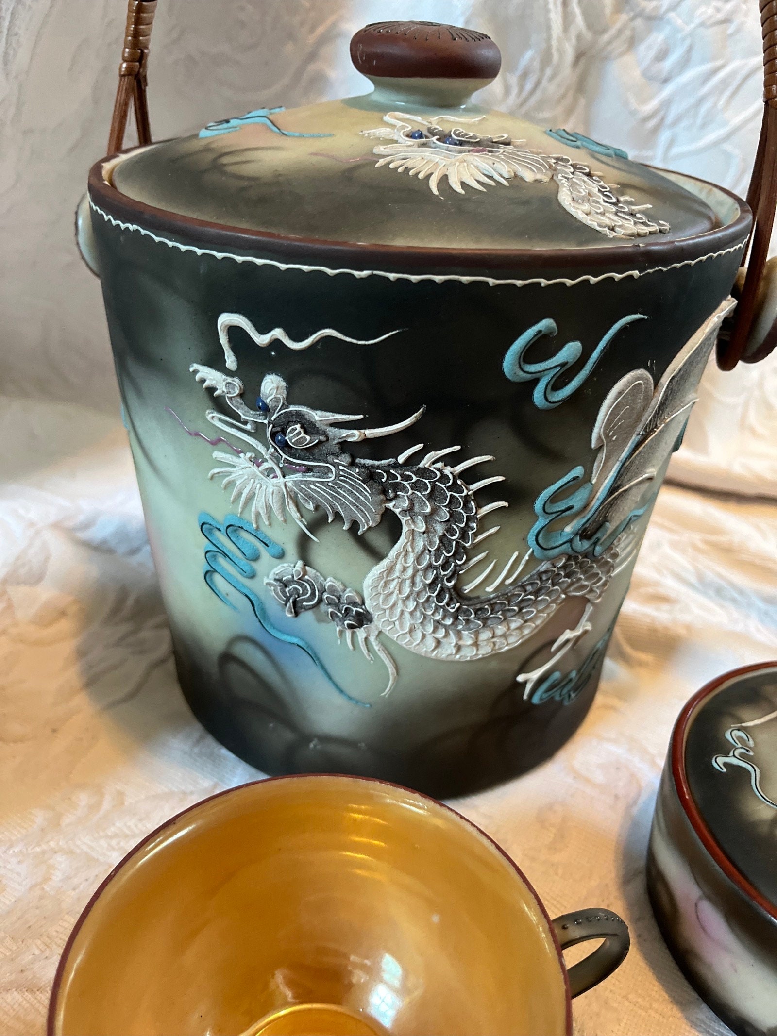 1960s Vintage 29-piece Dragonware Tea Set Hand Painted Moriage ...