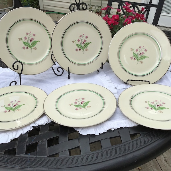 TheCharmedTable - Etsy