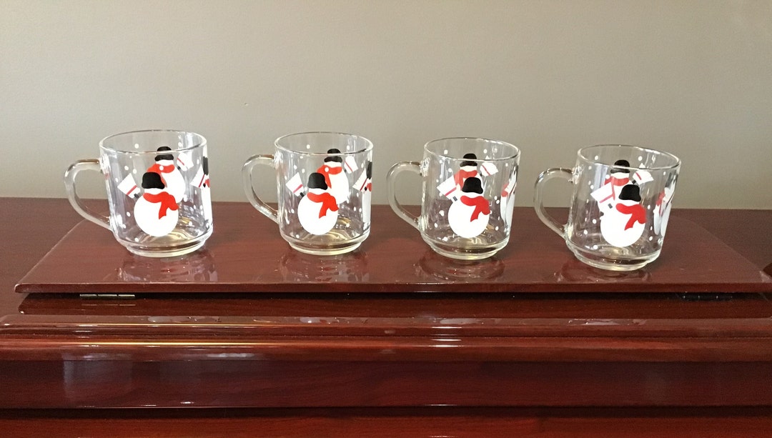 Set of 4 Luminarc Snowman With Broom 8 Oz Glass Mugs Sold by - Etsy