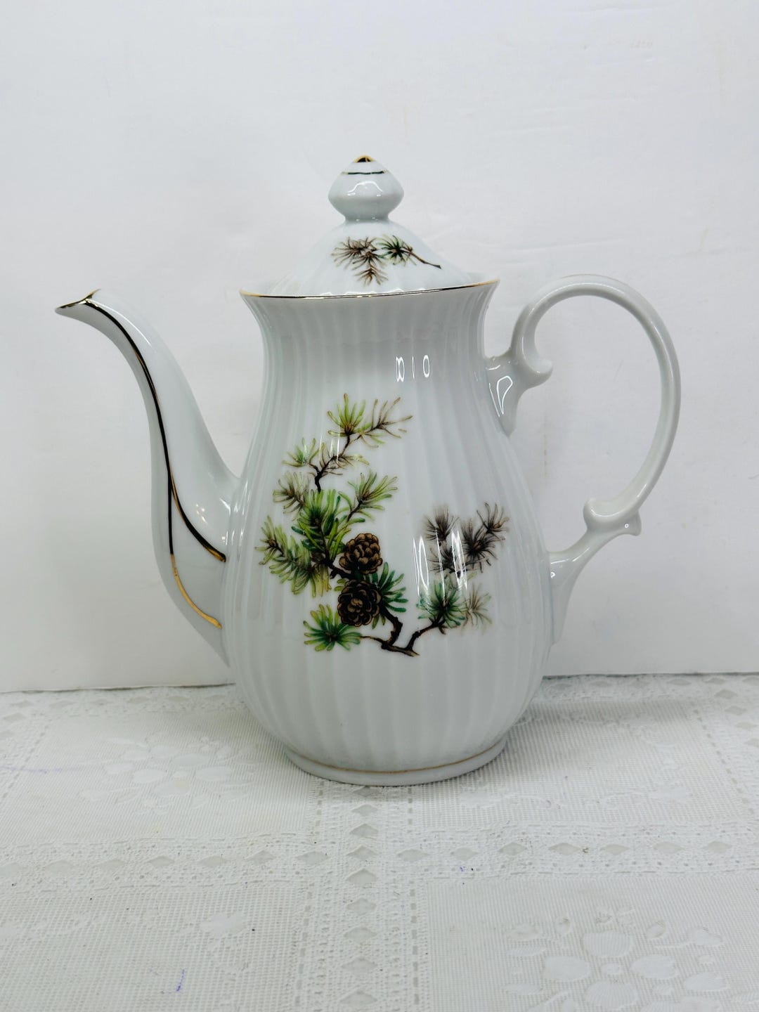 Pine Branch Pine Cone Porcelain Teapot, Ribbed Porcelain Pine Branch ...