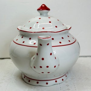 Special Place Red Hat Society Teapot, Red Hat Society Teapot, Special ...