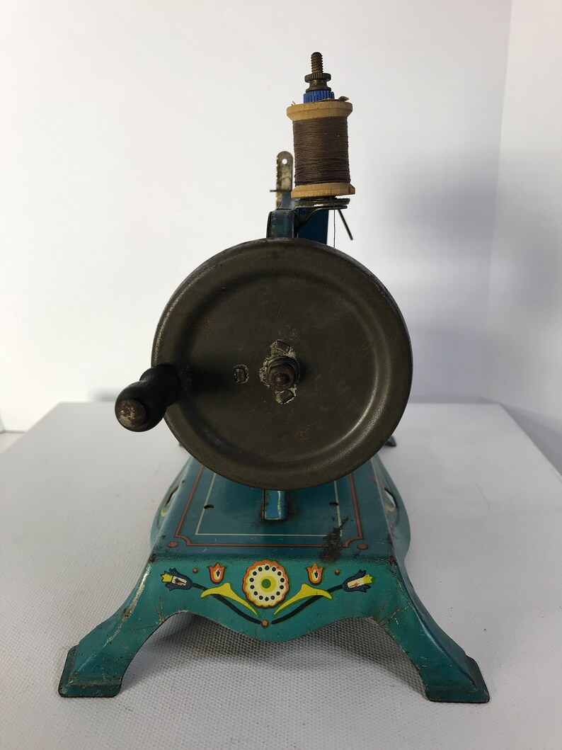 Lindstrums Little Miss Toy Sewing Machine Miniature - Etsy