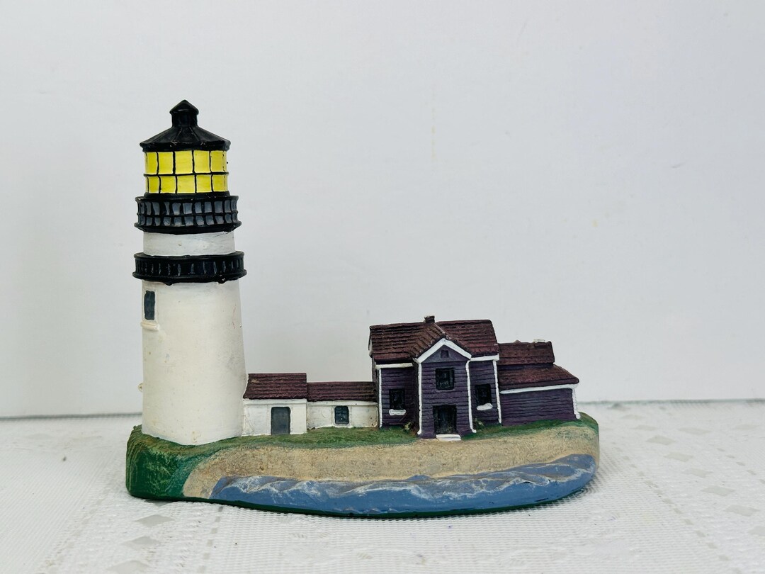 Spoontique Cape Cod Highland Lighthouse, Cape Cod Highland Lighthouse ...