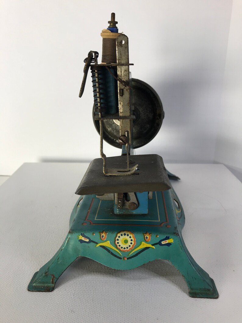 Lindstrums Little Miss Toy Sewing Machine Miniature - Etsy